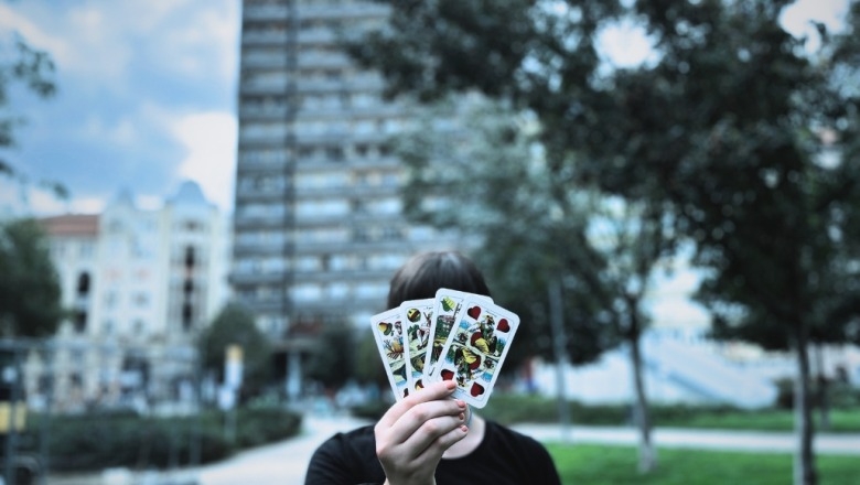 ZSUGAPEST - NOSZTALGIA KÁRTYAPARTI A KASTNER KOMMUNITY-BEN